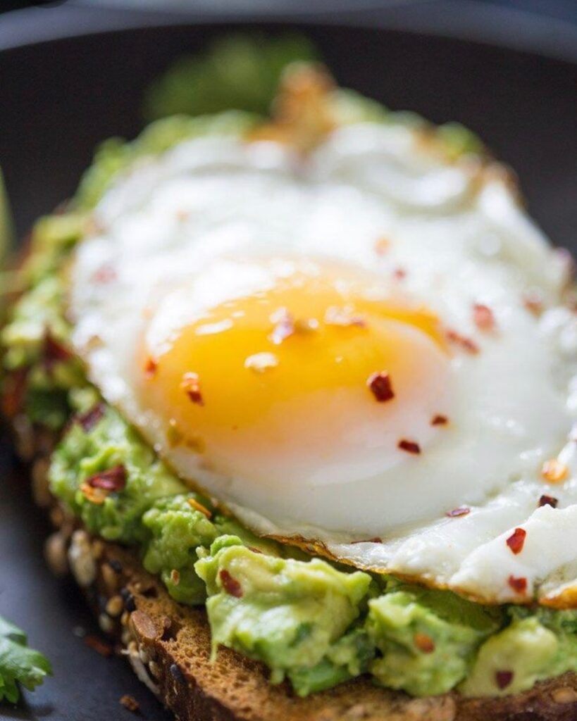 Mic dejun cu Avocado | iCooking - pentru bucatarii de acasa